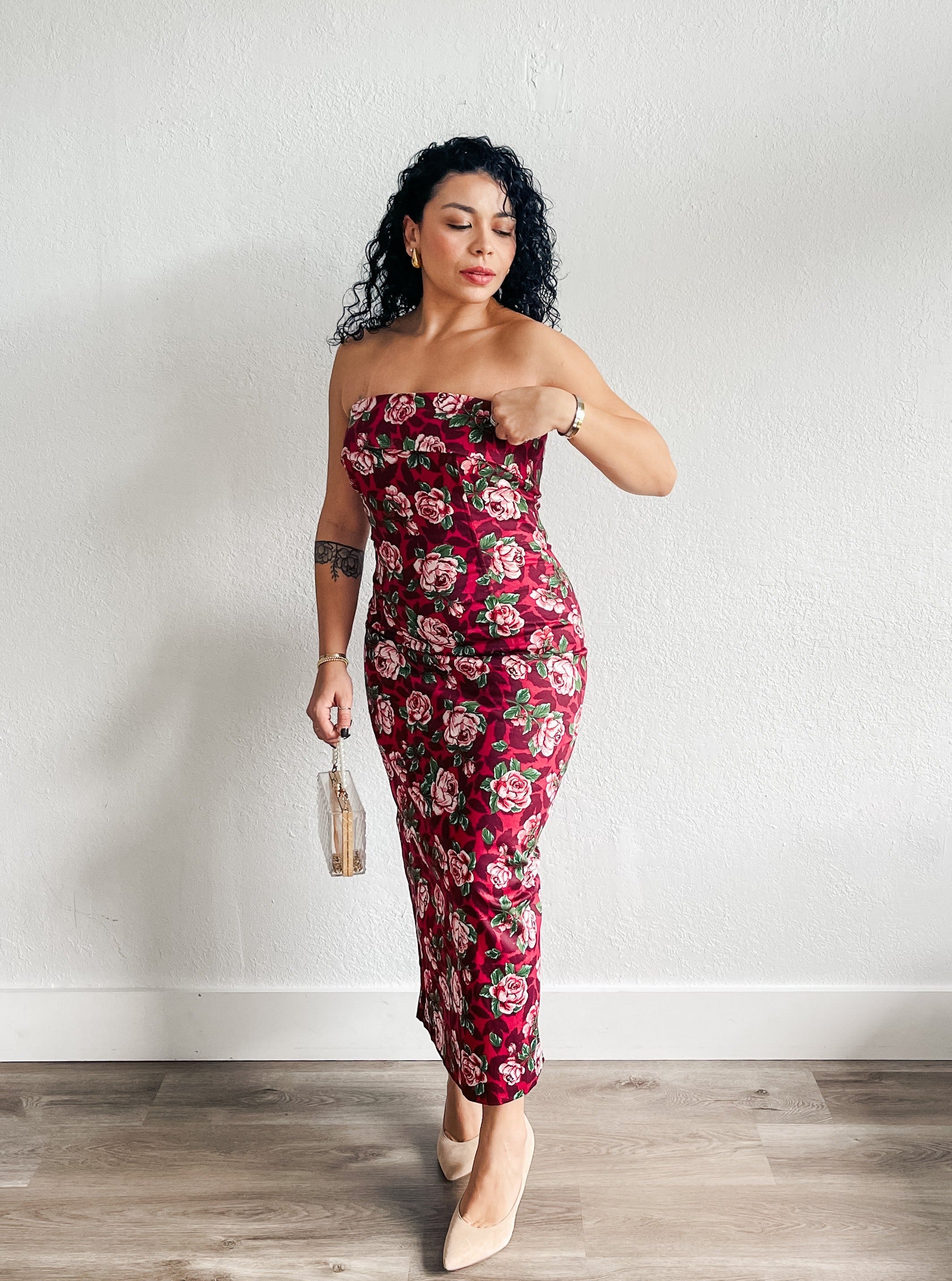 Love Actually Dress – The Whimsical Romance